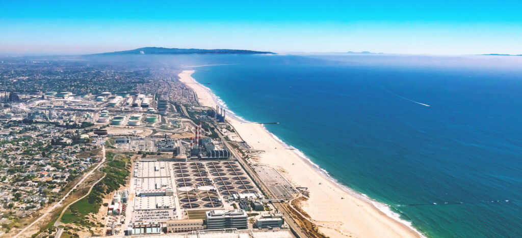 California Oil Production Faces Challenges Amid Refinery Closures ...