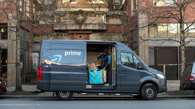 Amazon Offers $1,000 Ulfario Treadmill for Just $100 Today - THESCJOURNAL
