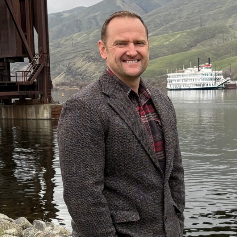 Idaho Father Challenges Incumbent Risch in GOP Senate Primary ...